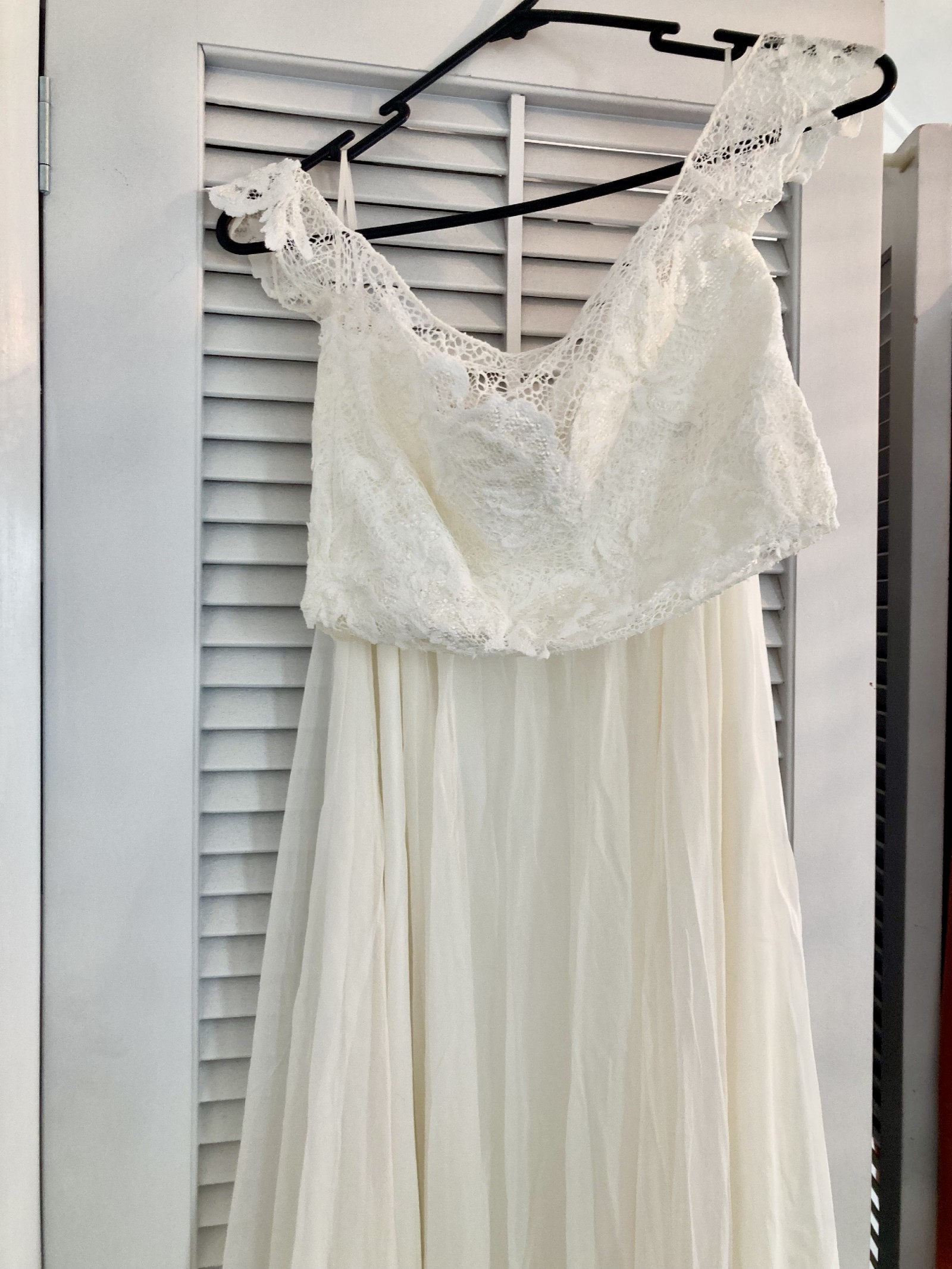Grace Loves Lace New Wedding Dress Save 35% - Stillwhite