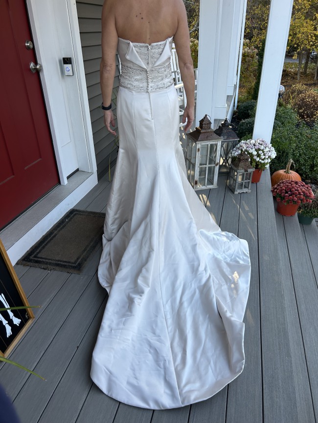 Sabrina Toy, Mon Cheri Couture STI745 New Wedding Dress Save 96% ...