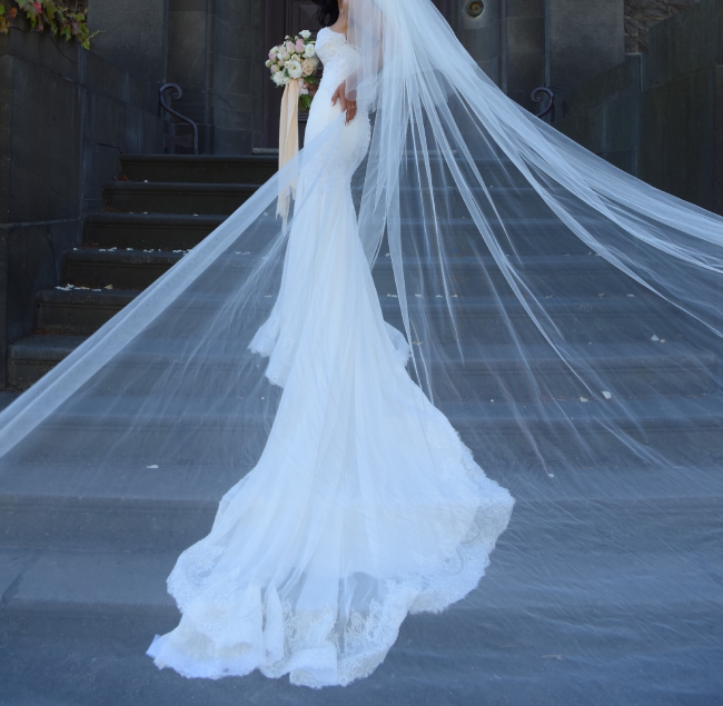 Andrea Gorrie Preowned Wedding Dress Save 60% - Stillwhite