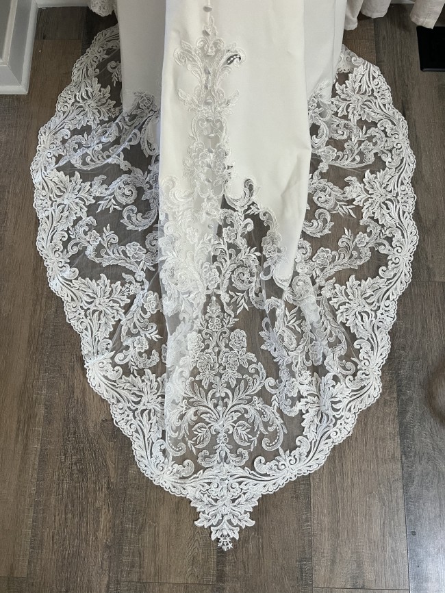 Allure Bridals 3304 New Wedding Dress Save 30% - Stillwhite