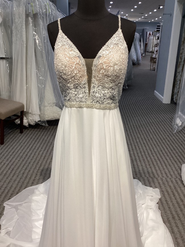 Mon Cheri Sample Wedding Dress Save 20% - Stillwhite