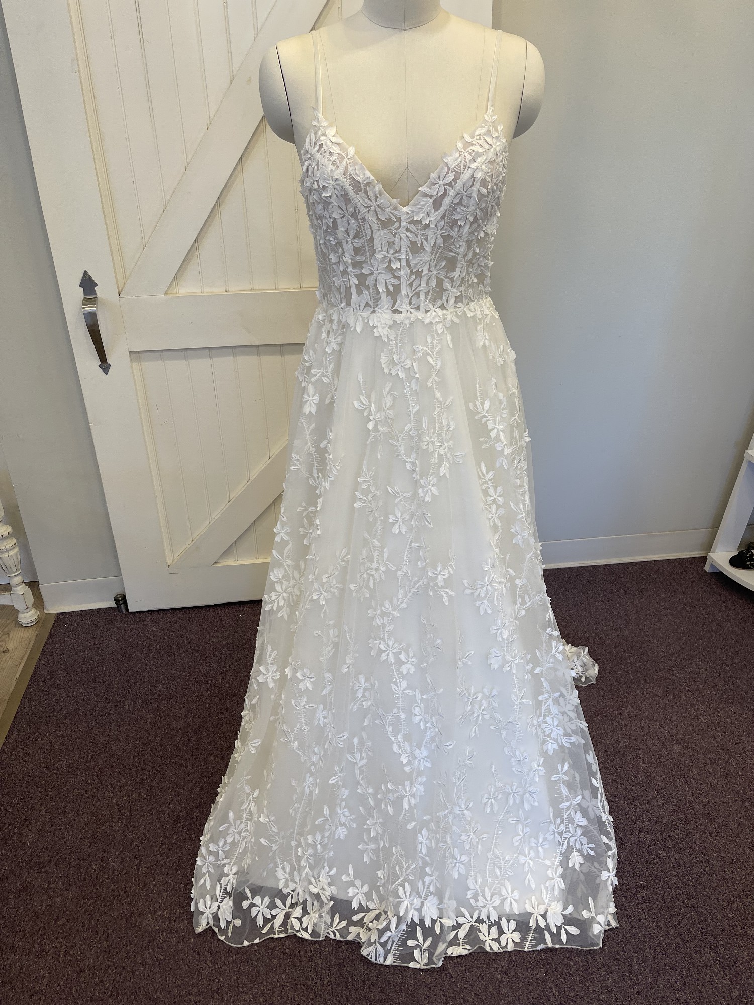 Lis Simon Sample Wedding Dress Save 64% - Stillwhite