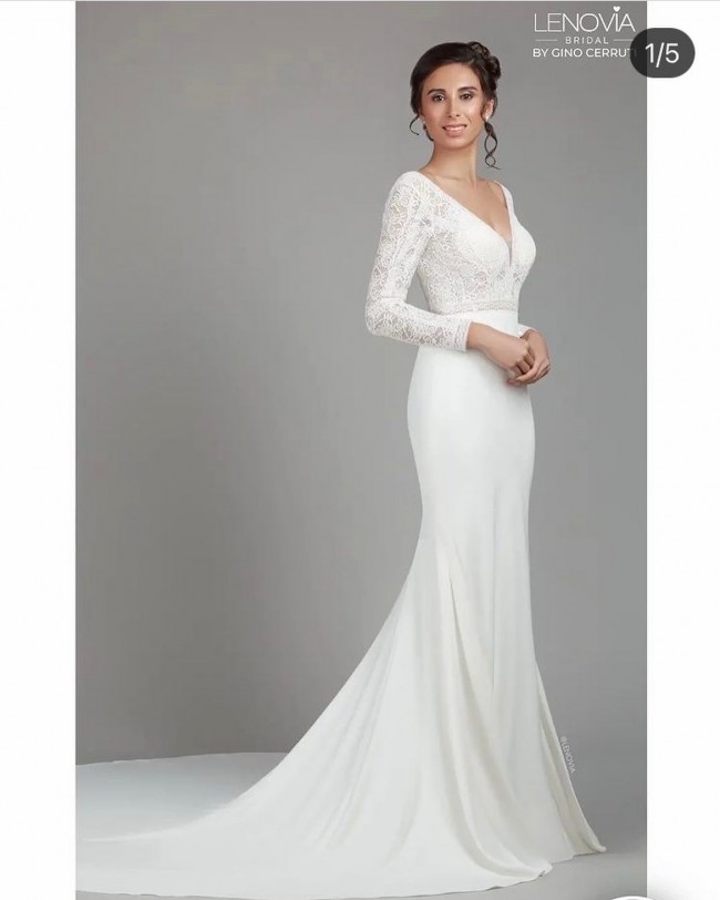 Lenovia, Gino Cerruti Style 221H Sample Wedding Dress - Stillwhite