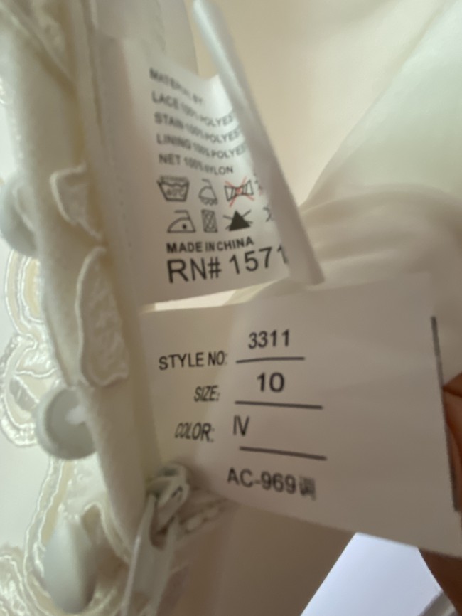 Allure Romance New Wedding Dress Save 47% - Stillwhite