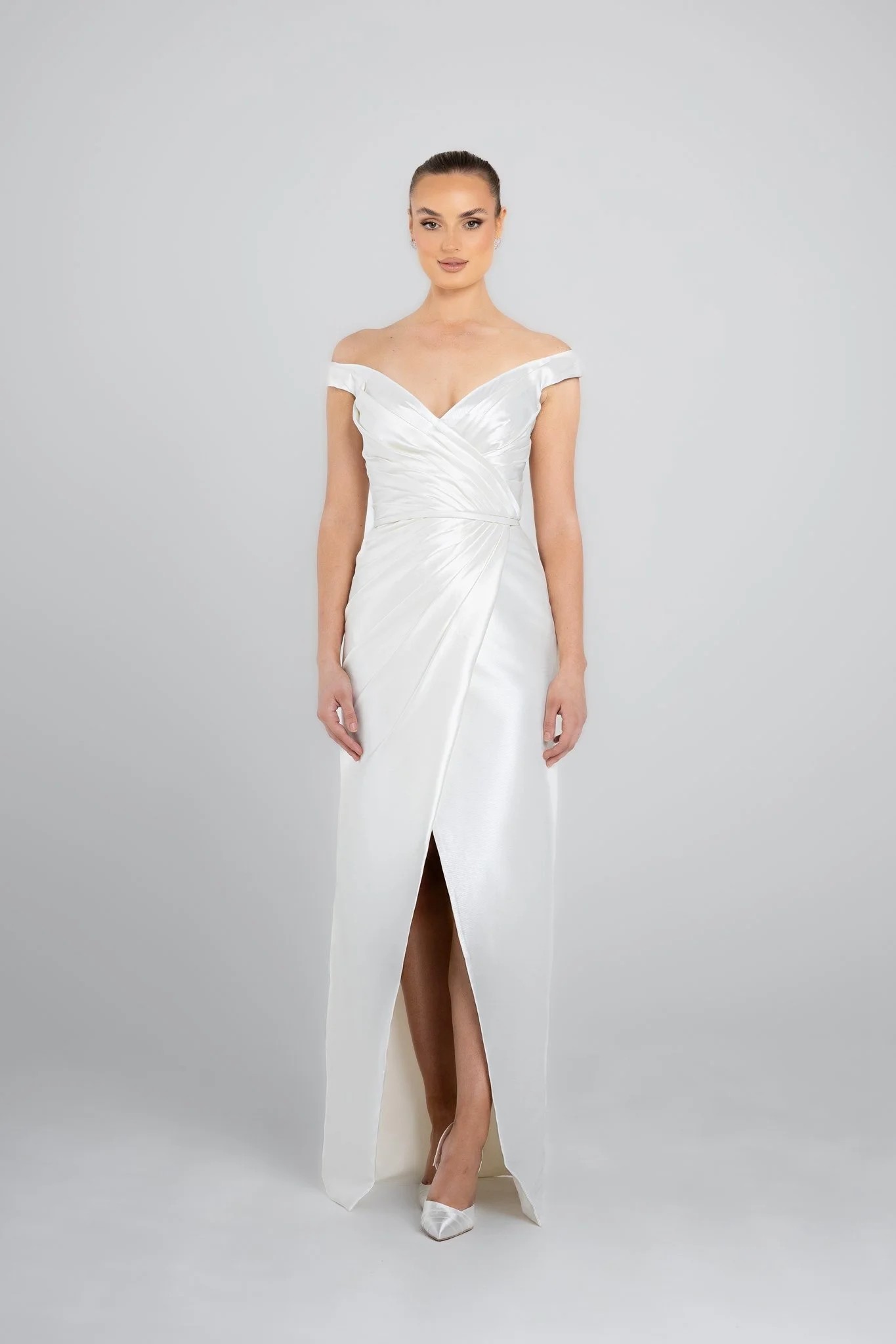 Curator The Label, Helena Sample Wedding Dress Save 80% - Stillwhite