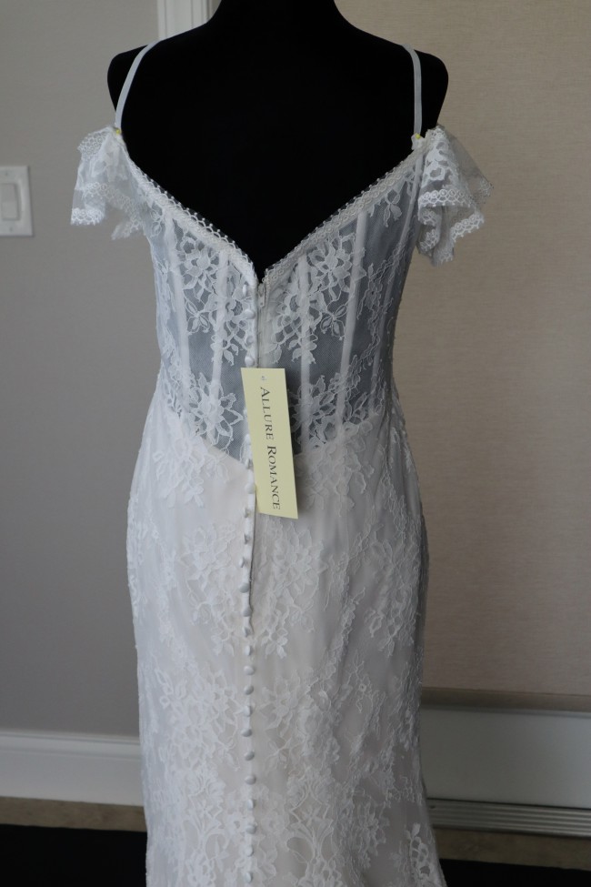 Allure Romance, 3202 New Wedding Dress Save 58% - Stillwhite