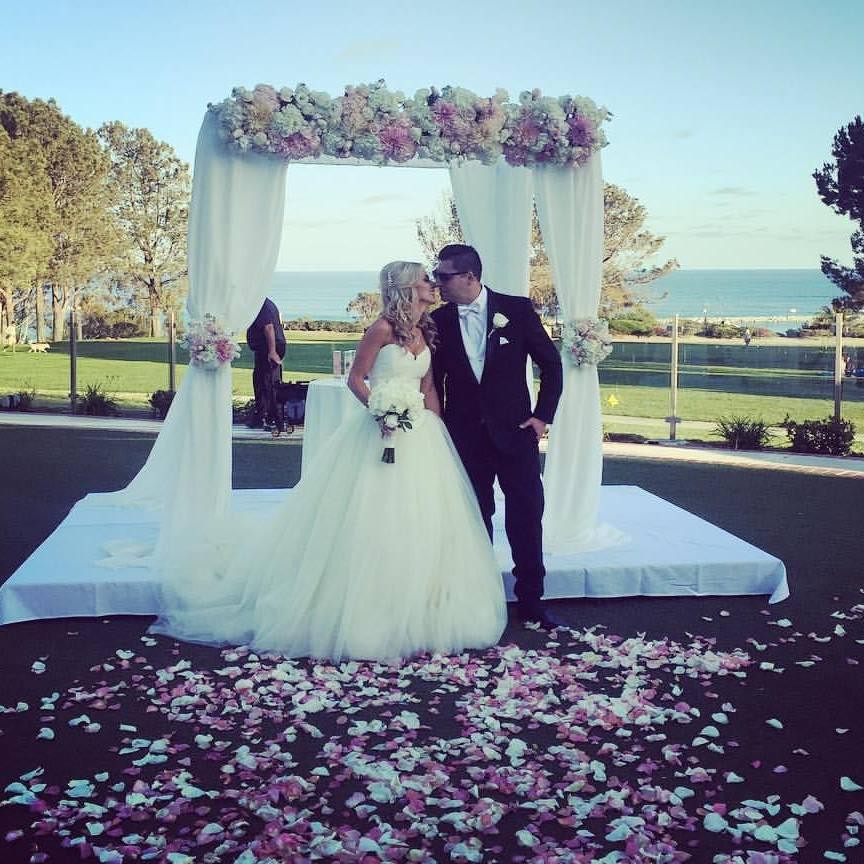 Vera Wang Bride Wars Preowned Wedding Dress - Stillwhite