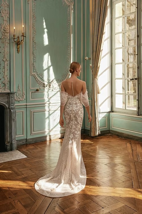 Pollardi Sample Wedding Dress Save 28% - Stillwhite