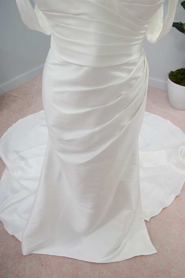 Justin Alexander Sample Wedding Dress Save 43% - Stillwhite