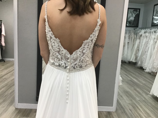 Allure Romance, 3207 Sample Wedding Dress Save 77% - Stillwhite