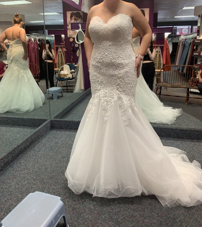 Allure Romance New Wedding Dress Save 55% - Stillwhite