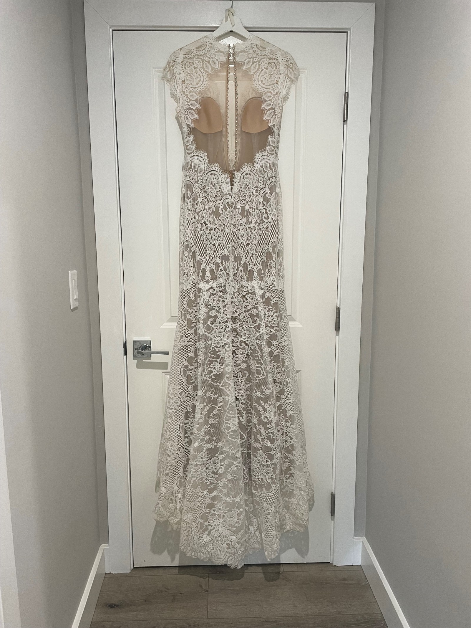 Wtoo, WTOO by Watters, Philomene Lace Cap-Sleeve Gown Wedding Dress ...