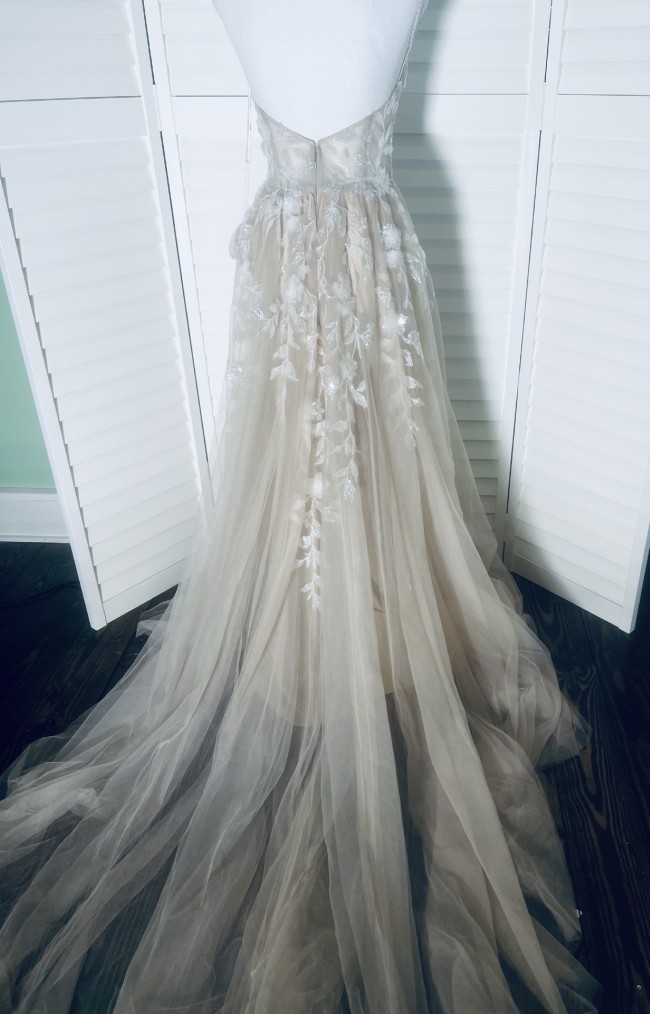 Watters Austin (returns offered) New Wedding Dress Save 48% - Stillwhite