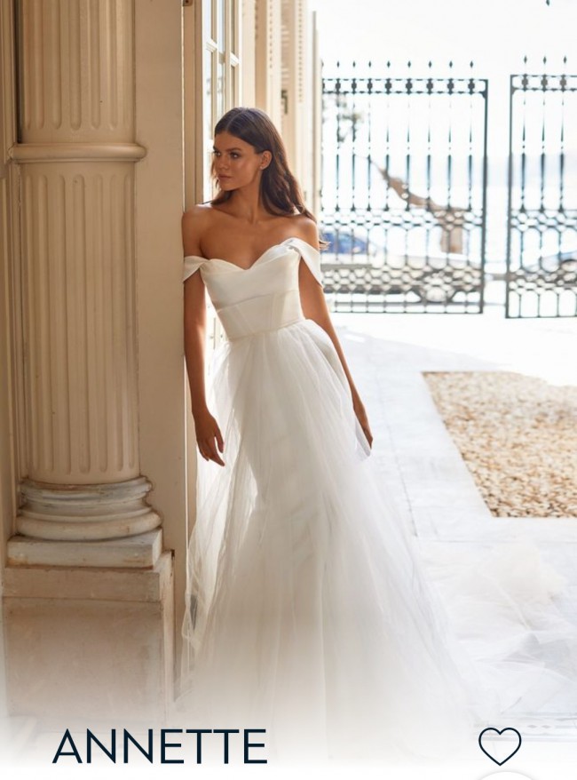 Milla Nova, White & Lace, Annette Wedding Dress Save 69% - Stillwhite