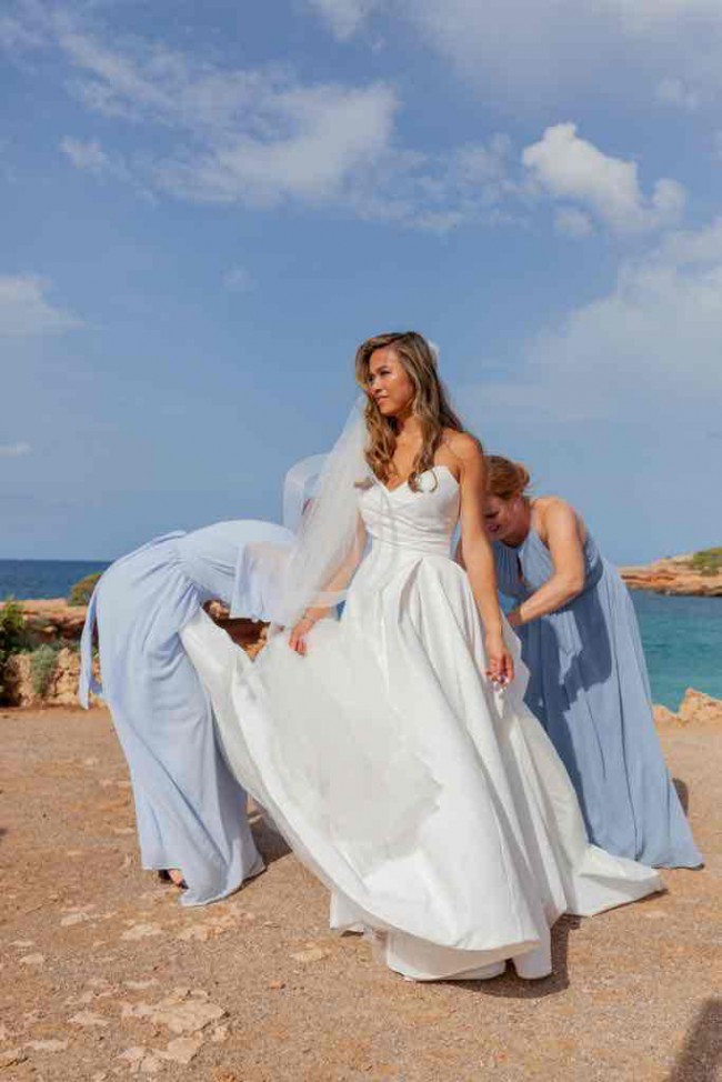 Allure Bridals Wedding Dress Save 30% - Stillwhite