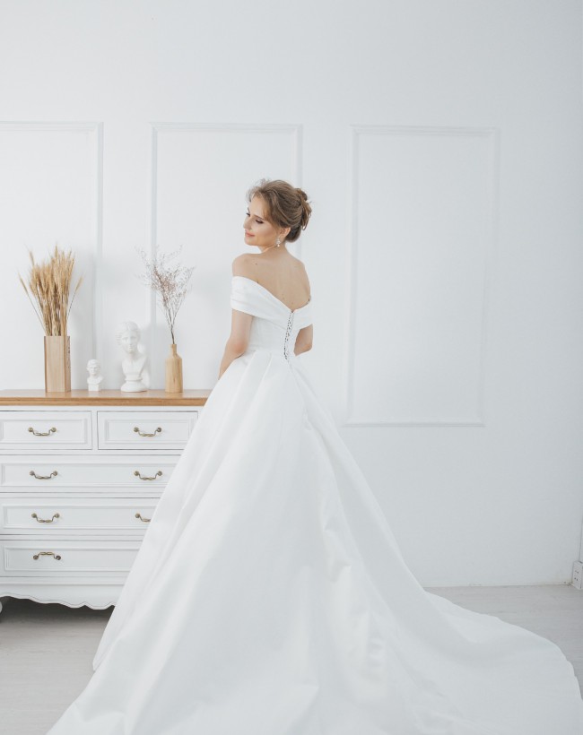 Versatile Bridals New Wedding Dress Save 13% - Stillwhite