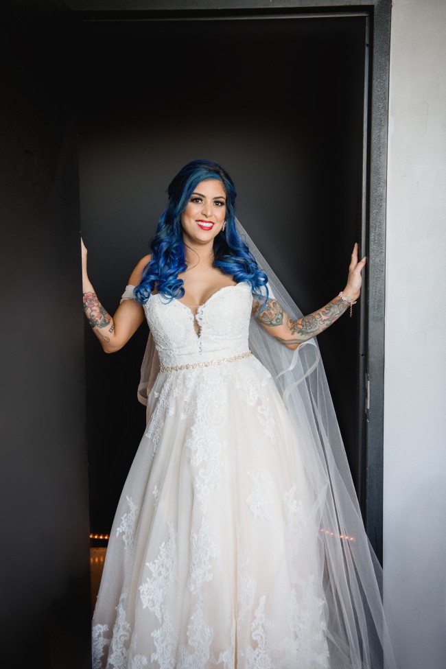 Ashley And Justin Bride Wedding Dress Save 45% - Stillwhite