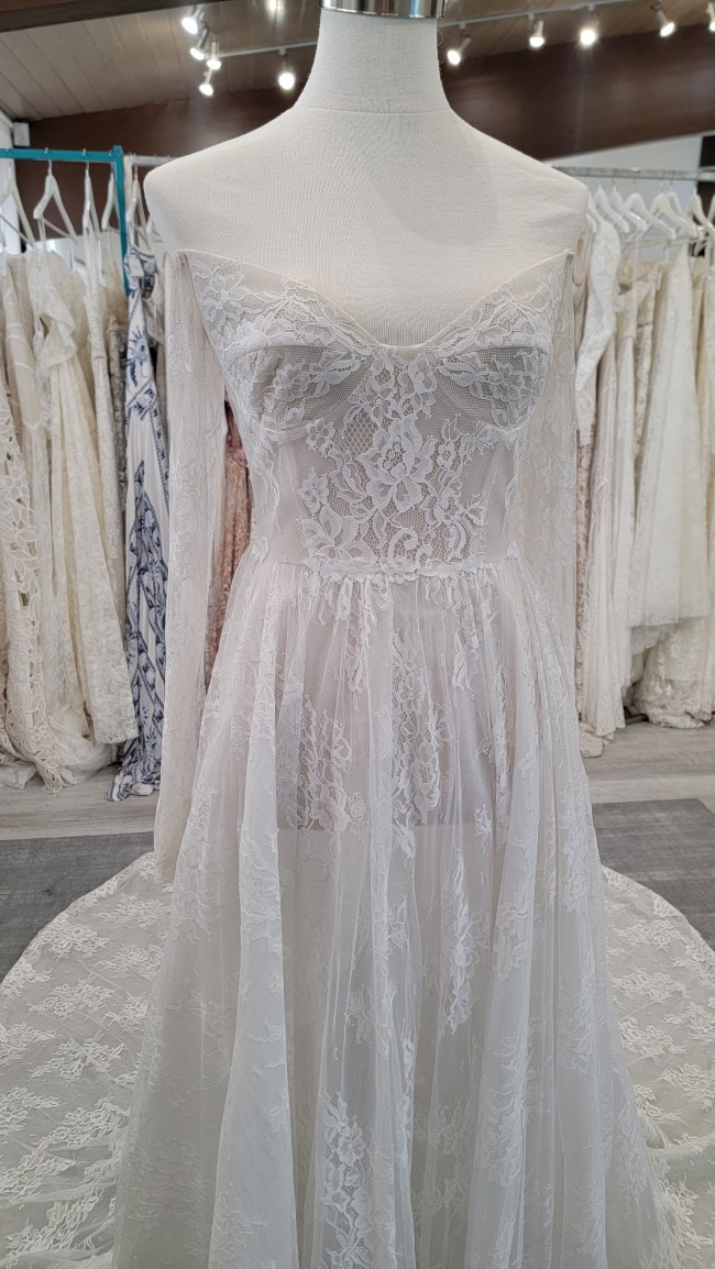Flora Bridal, Rene Sample Wedding Dress Save 40% - Stillwhite