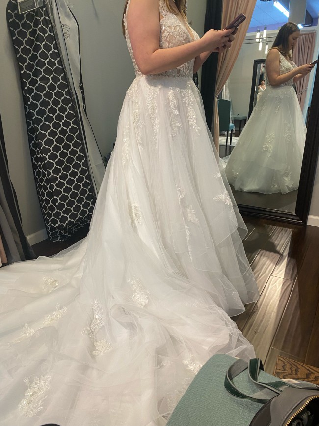 Amanda Wynn Wedding Dress Save 20% - Stillwhite