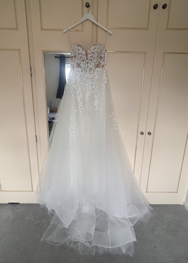 Blue By Enzoani, Pia New Wedding Dress Save 56% - Stillwhite