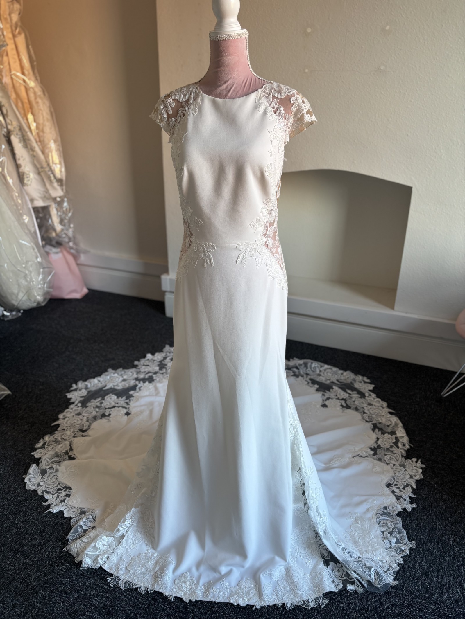 Justin Alexander, Delia Wedding Dress Save 75% - Stillwhite