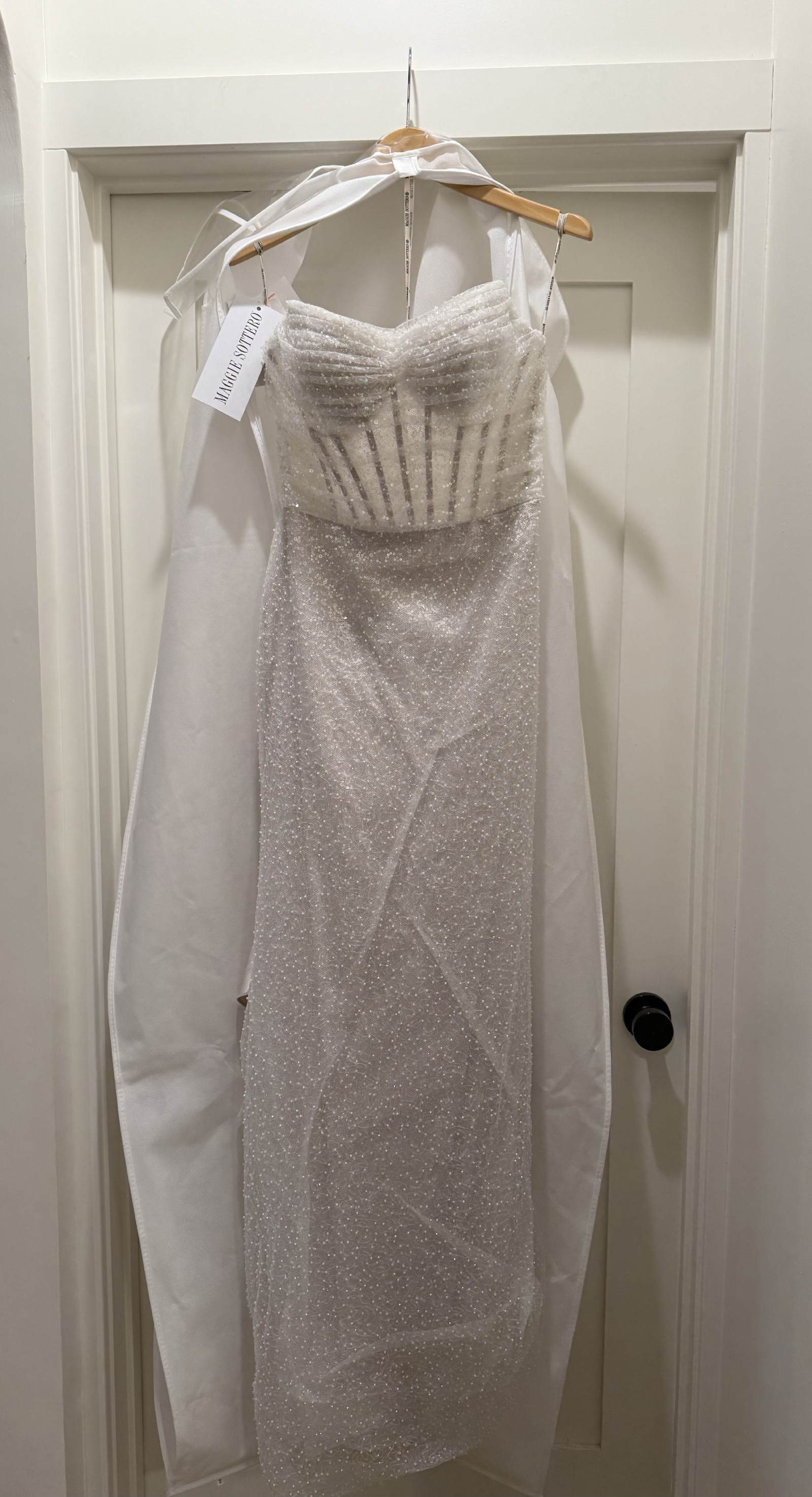Maggie Sottero, Drew - 23MB724A01 New Wedding Dress Save 20% - Stillwhite
