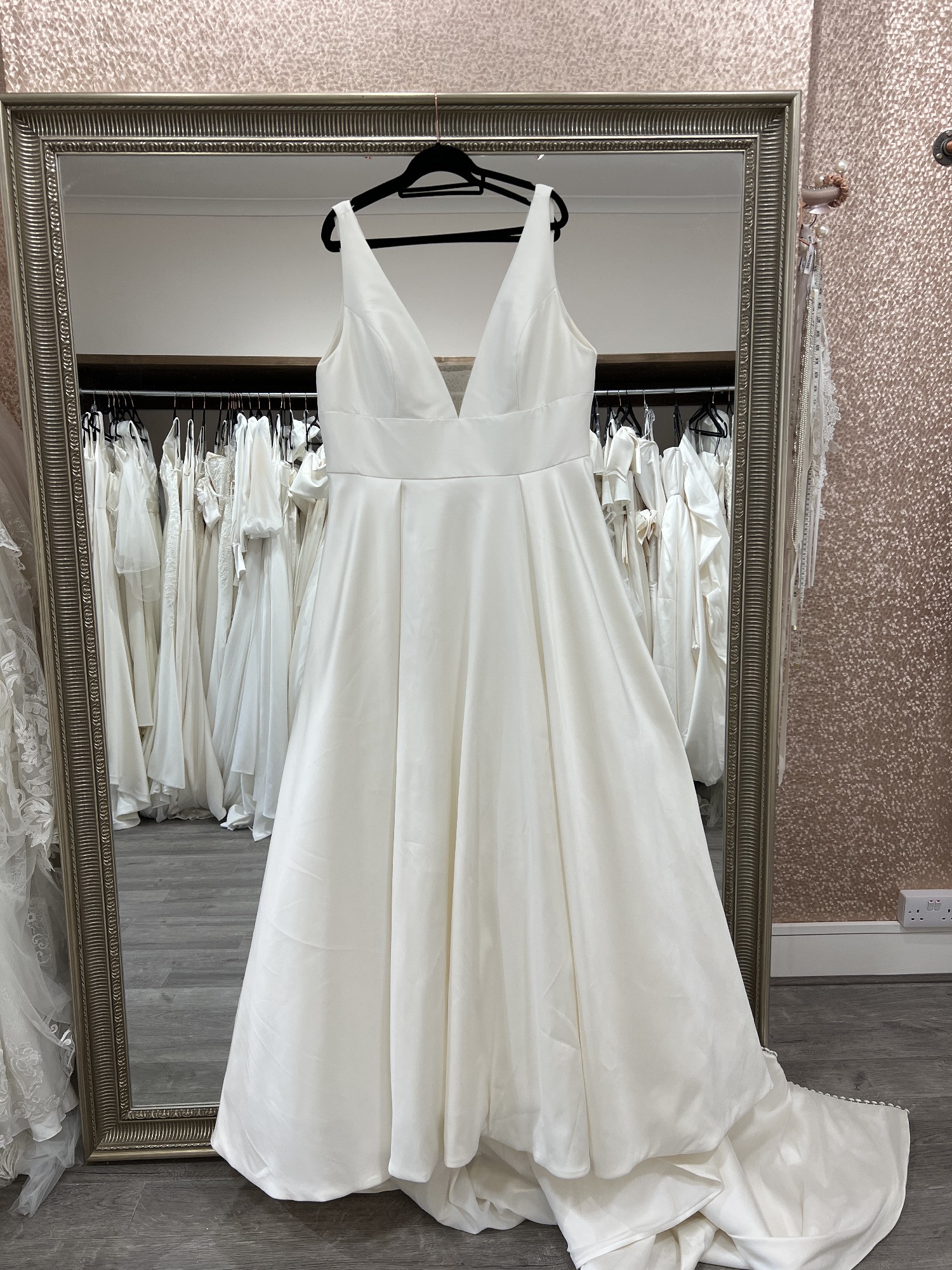 Justin Alexander Sample Wedding Dress Save 43% - Stillwhite