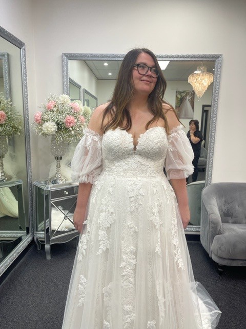 Essense of Australia D2752 New Wedding Dress Save 50% - Stillwhite