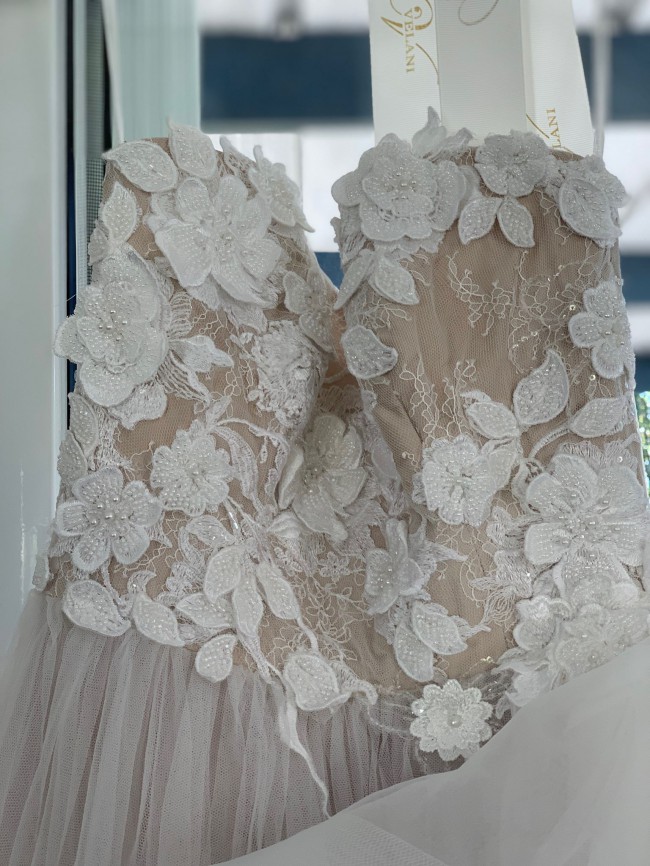 Velani Preowned Wedding Dress - Stillwhite