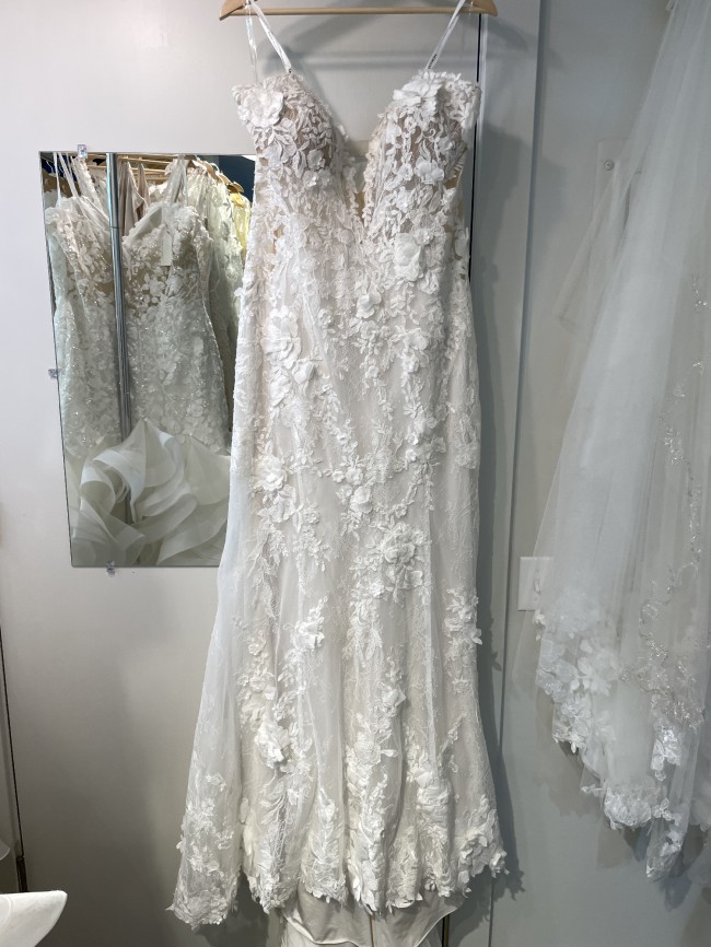 Allure Couture Sample Wedding Dress Save 42% - Stillwhite