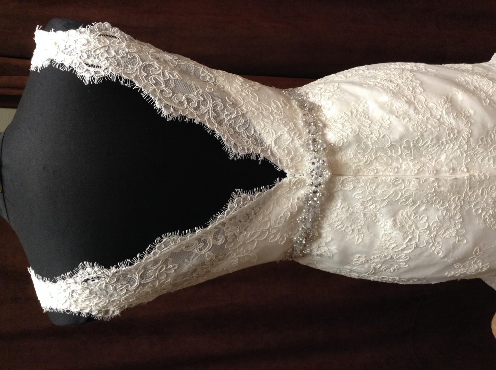 Essense of Australia, D1478 Sample Wedding Dress Save 20% - Stillwhite