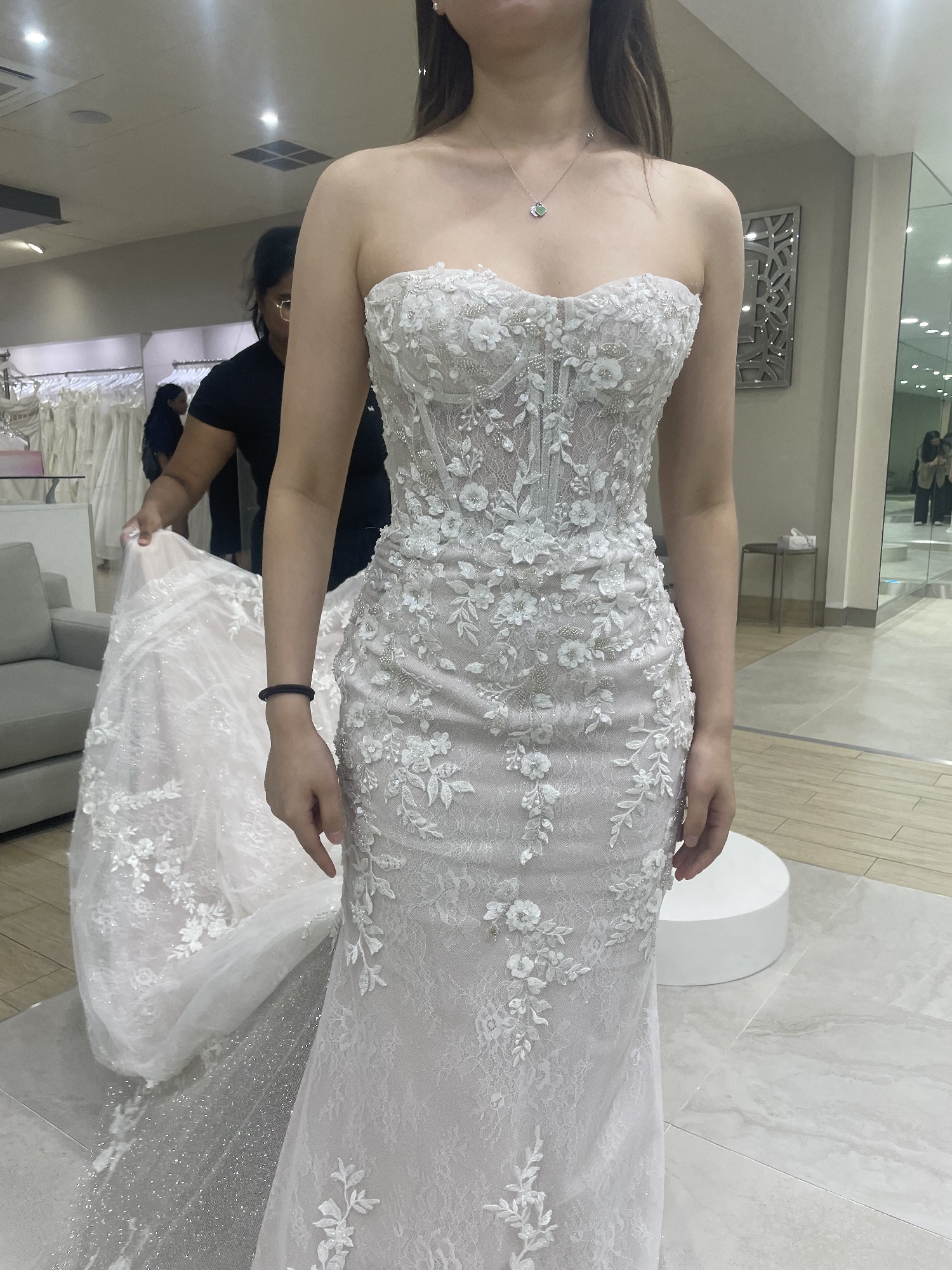 Luv Bridal New Wedding Dress Save 10% - Stillwhite