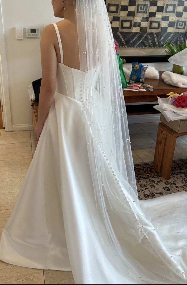 Evie Young Bridal, Hall Mikado - EY640MK Wedding Dress Save 45% ...