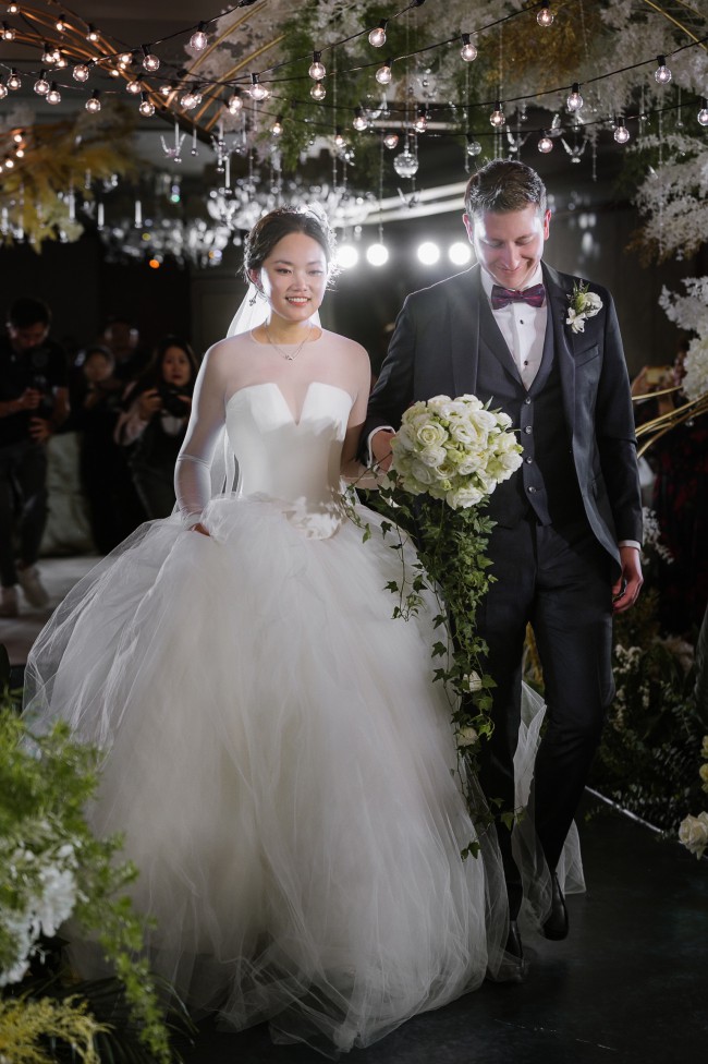 Vera Wang, Fernanda Used Wedding Dress Save 67% - Stillwhite