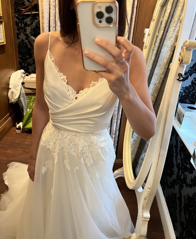 Blush by Hayley Paige Fawn New Wedding Dress Save 75% - Stillwhite