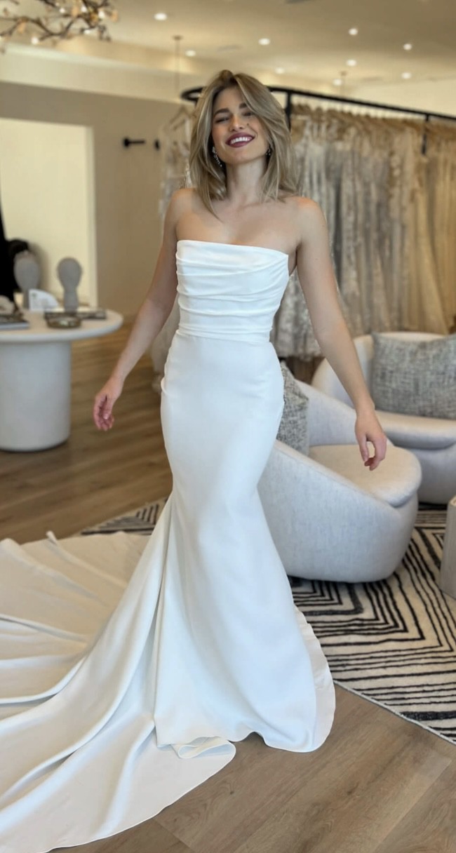 Robert Bullock New Wedding Dress Save 17% - Stillwhite