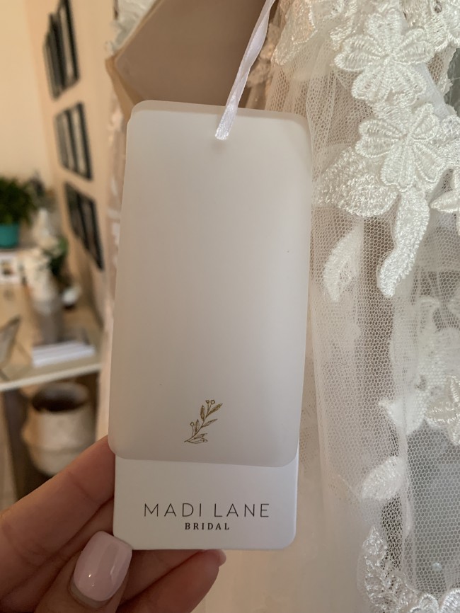 Madi Lane *Brand New, Never Worn!* New Wedding Dress Save 73% - Stillwhite