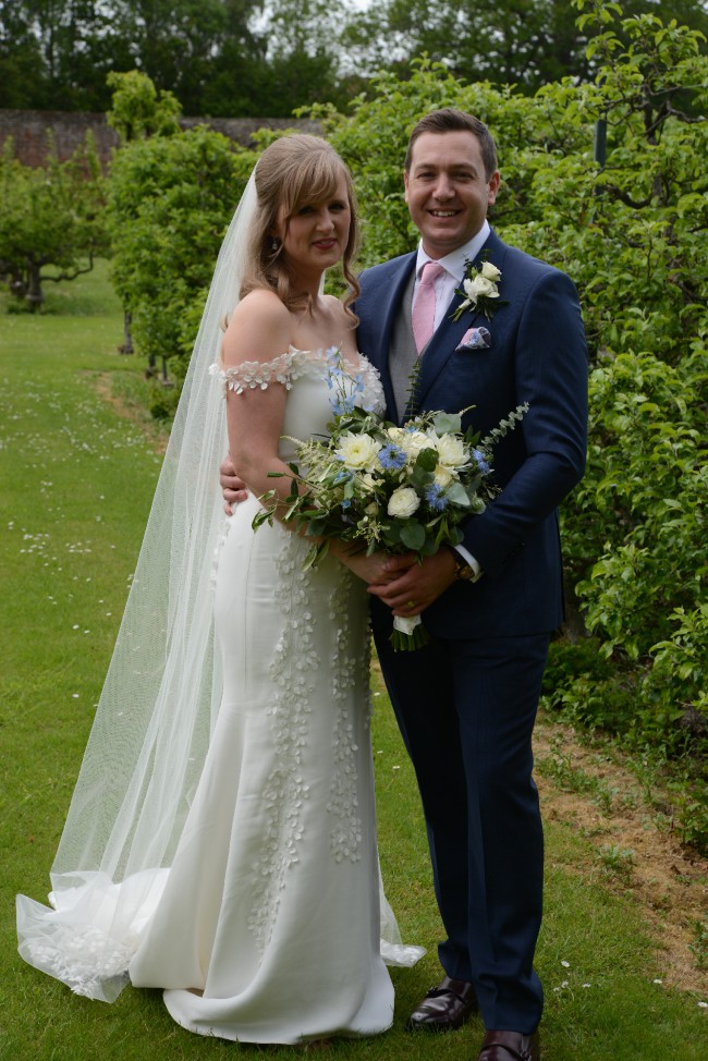 Stephanie Allin, Monroe bespoke neckline Wedding Dress Save 64% ...