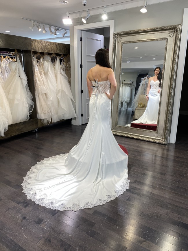 Maggie Sottero Yates collection. 22MC570A New Wedding Dress Save 10% ...