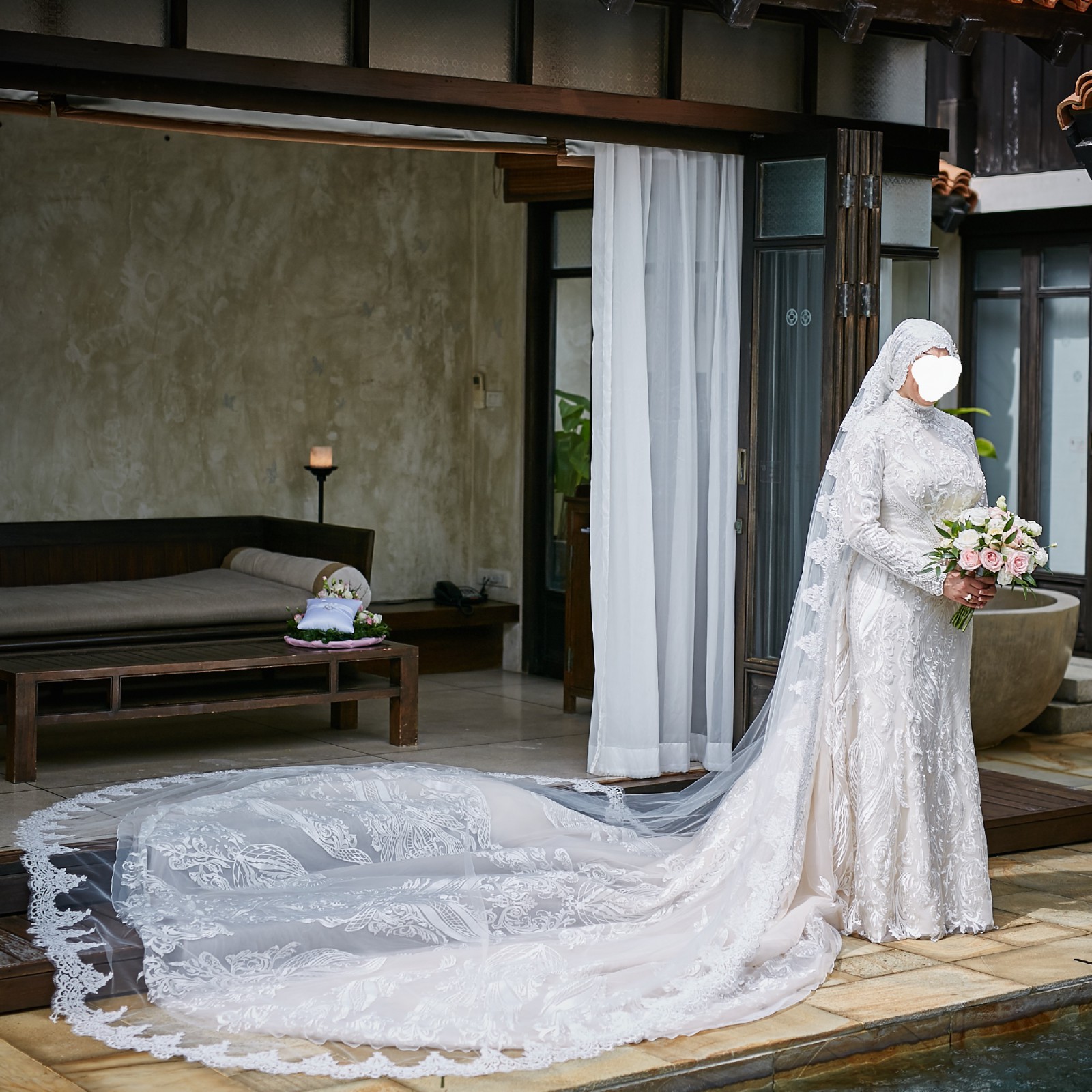 Ella Moda Wedding Dress Save 50% - Stillwhite