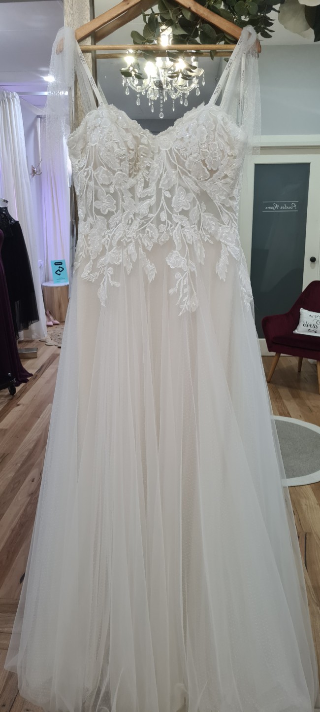 Wilderly Bride Samantha F180 Wedding Dress Save 50% - Stillwhite