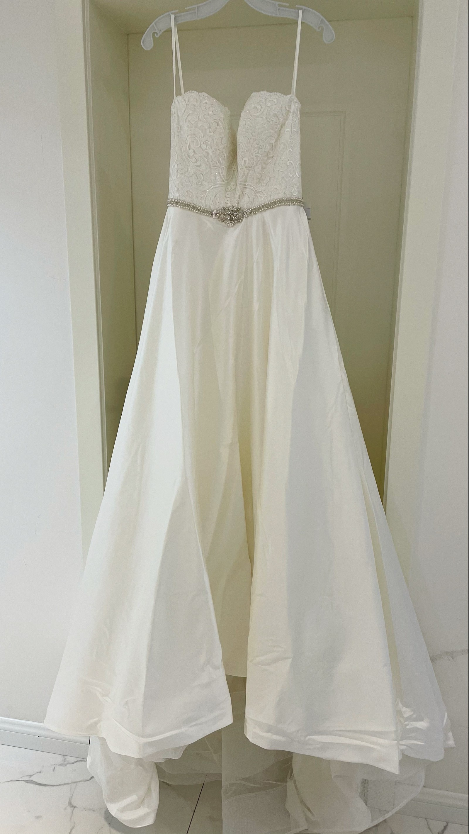 Mon Cheri New Wedding Dress Save 79% - Stillwhite