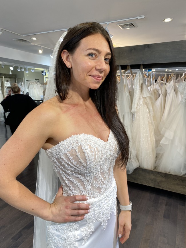 Maggie Sottero Yates collection. 22MC570A New Wedding Dress Save 10% ...