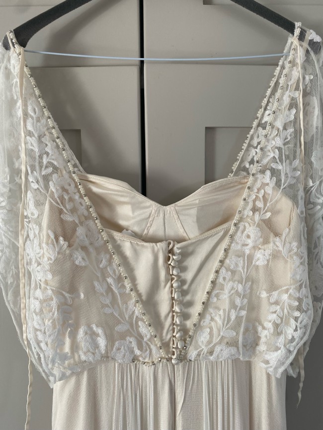 Catherine Deane Lita Wedding Dress Save 49 Stillwhite