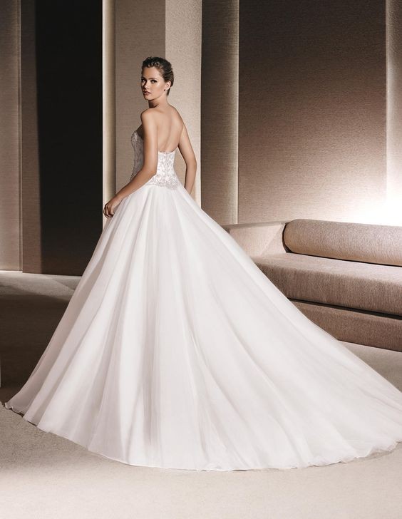 La Sposa Sample Wedding Dress Save 63% - Stillwhite