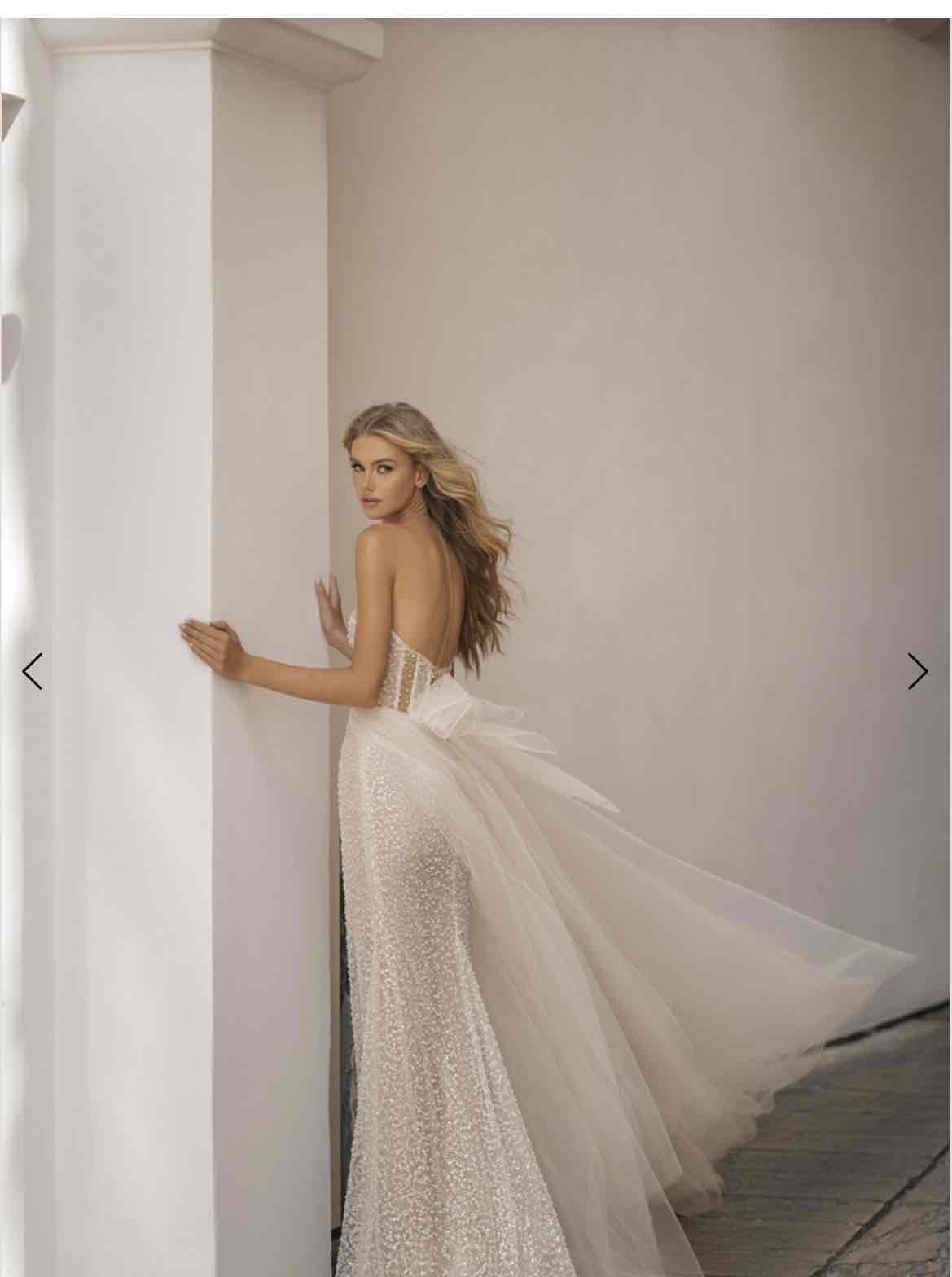 Berta Privee New Wedding Dress Save 56% - Stillwhite