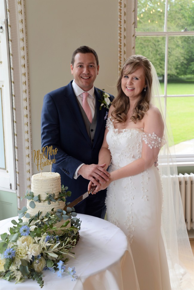 Stephanie Allin, Monroe bespoke neckline Wedding Dress Save 64% ...