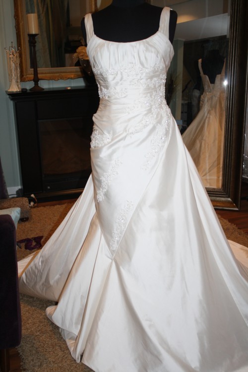 San Patrick New Wedding Dress Save 25% - Stillwhite