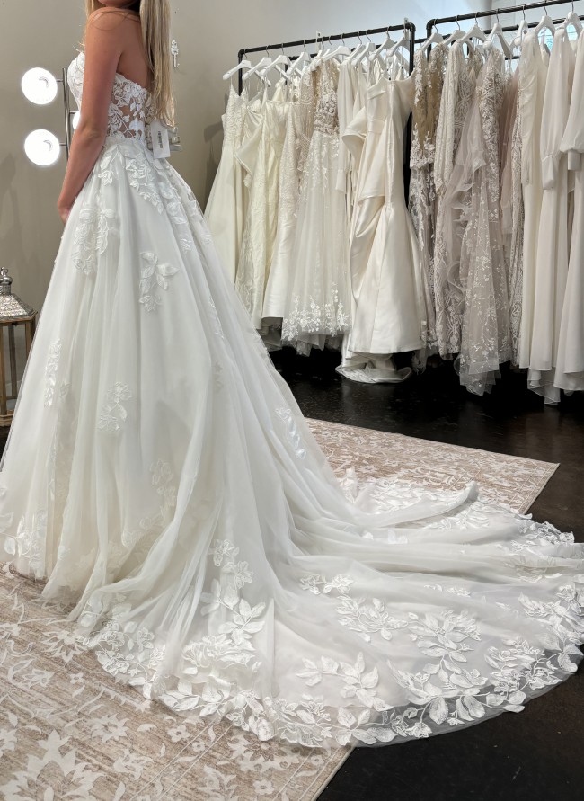 Allure Bridals, A1208-IV/NUD-08 New Wedding Dress Save 63% - Stillwhite