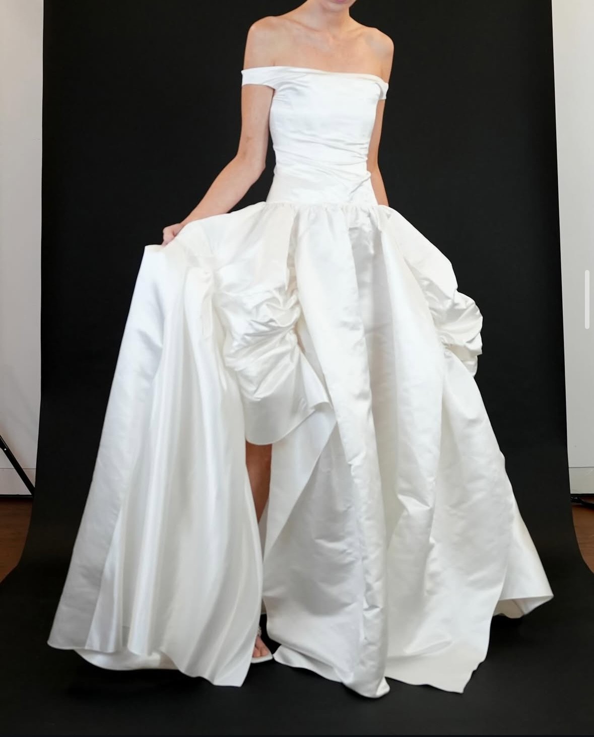 WED Studio New Wedding Dress Save 17% - Stillwhite